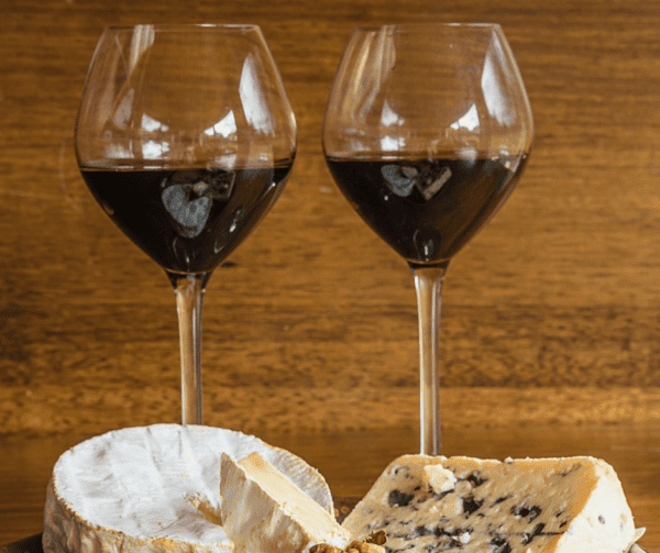 How to Drink Port Wine? A Beginner’s Guide to Port